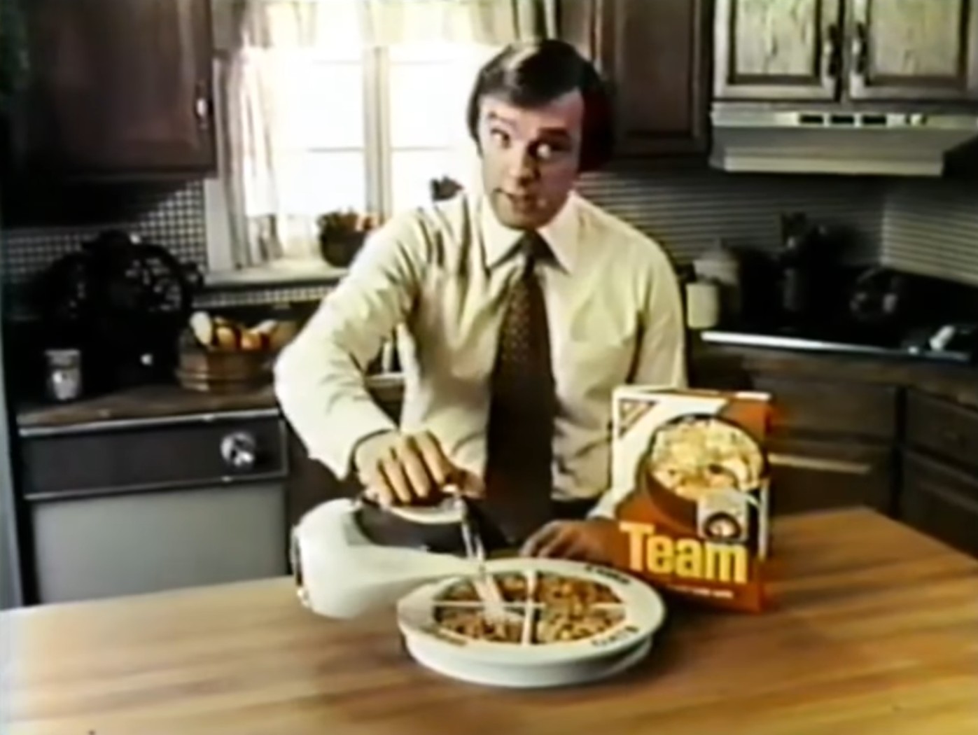 70s Commercials: Team Flakes, Power Passers, Kraft Mayo, Chevy Monza ...